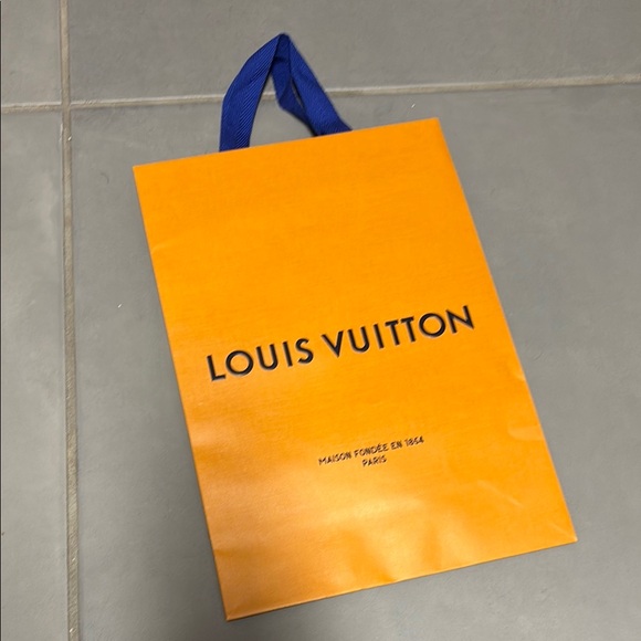 Louis Vuitton | Bags | Louis Vuitton Tangerine Bag With Navy Handles ...